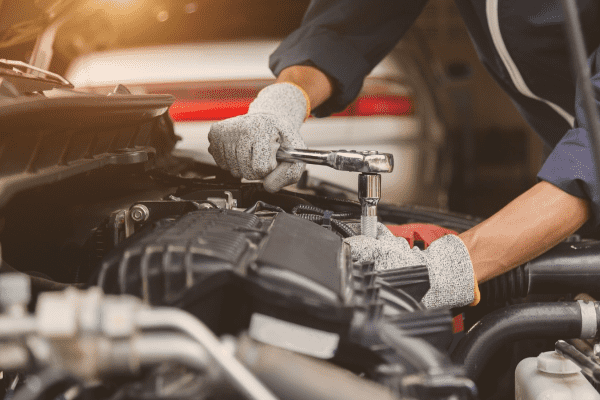 Laat je auto snel & goedkoop repareren bij KGE Autoservice